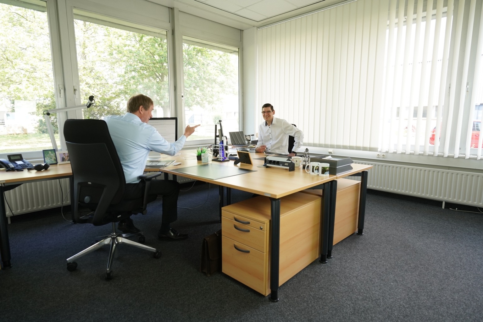 simus systems - About Us